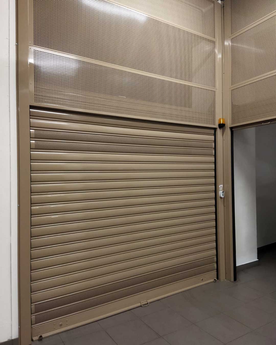 Build Lenders - Box Auto a Roma in Via Gran Sasso